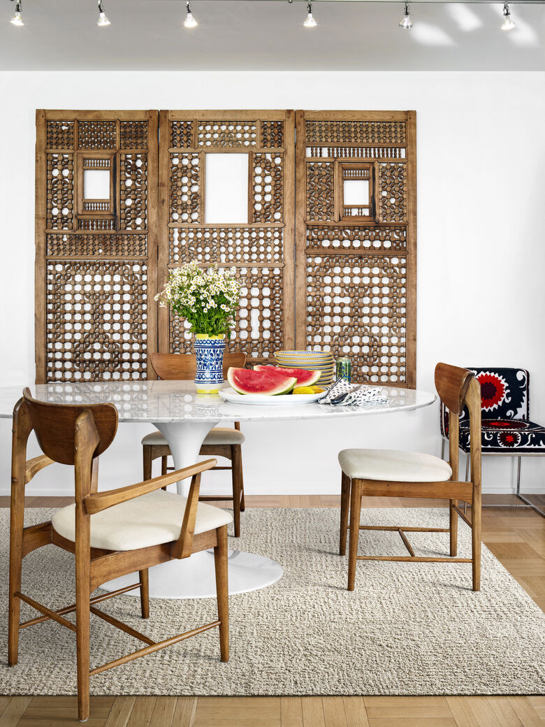 Woven Threads: Textured Area Rugs in Braided Patterns